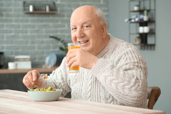 Best Foods For Dementia Patients To Eat: Guide For Caregivers - NCCDP